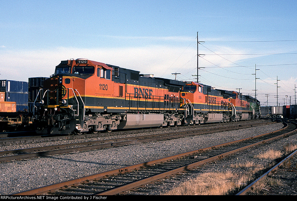 BNSF 1120